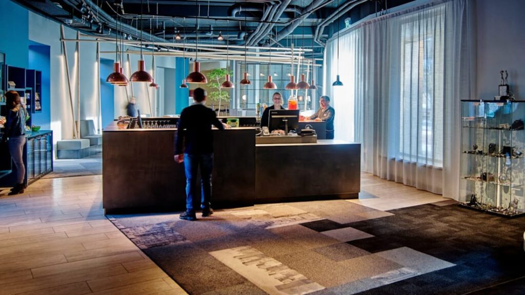 Python ETL: What it is & Top 8 Python ETL tools